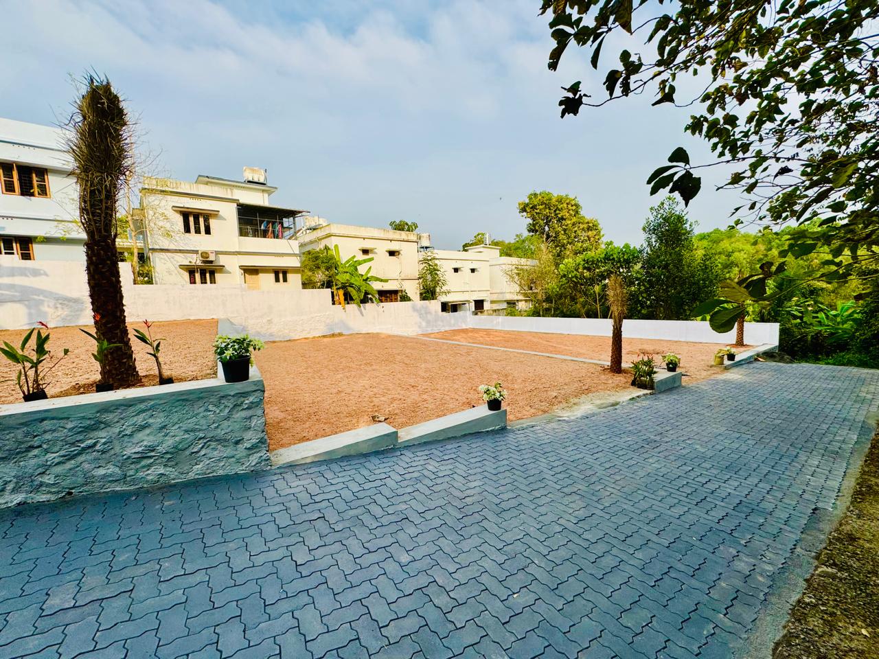Premium Residential Land in Kakkanad Edachira - Your Ideal Plot Awaits ...